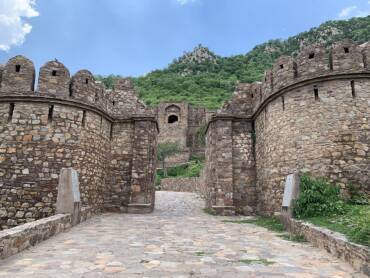 Bhangarh Fort History: 300 Years of Haunted Legends from Alwar
