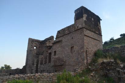 Bhangarh Fort History: 300 Years of Haunted Legends from Alwar